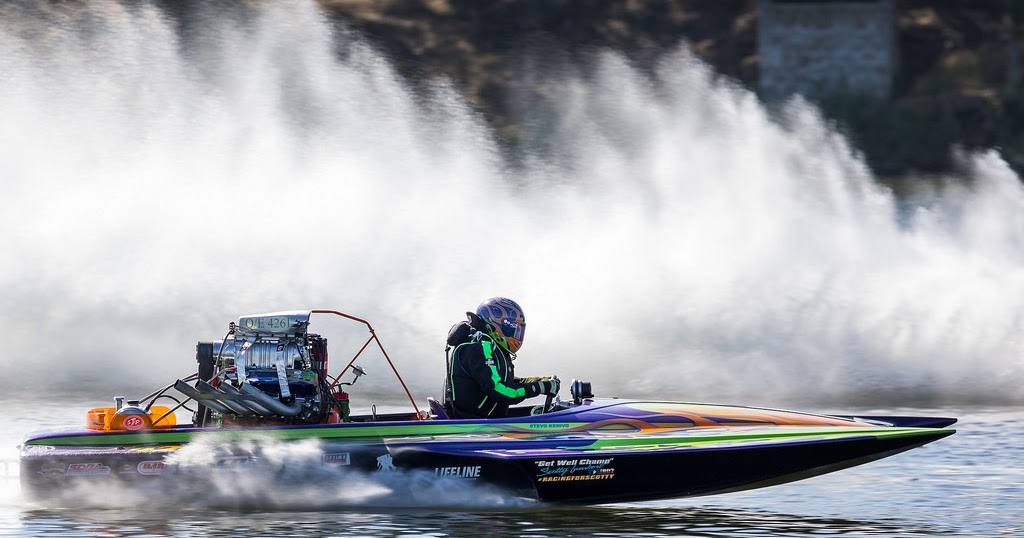 Quick Eliminator at the Lucas Oil Drag Boat Race Series in Marble Falls ...