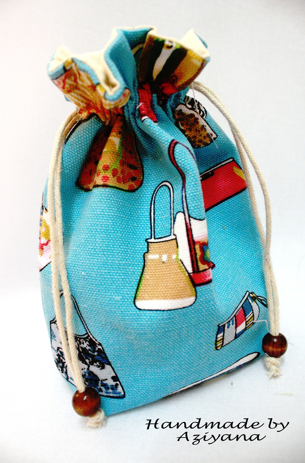 Drawstring pouch aka uncang - Story of Health & Beauty