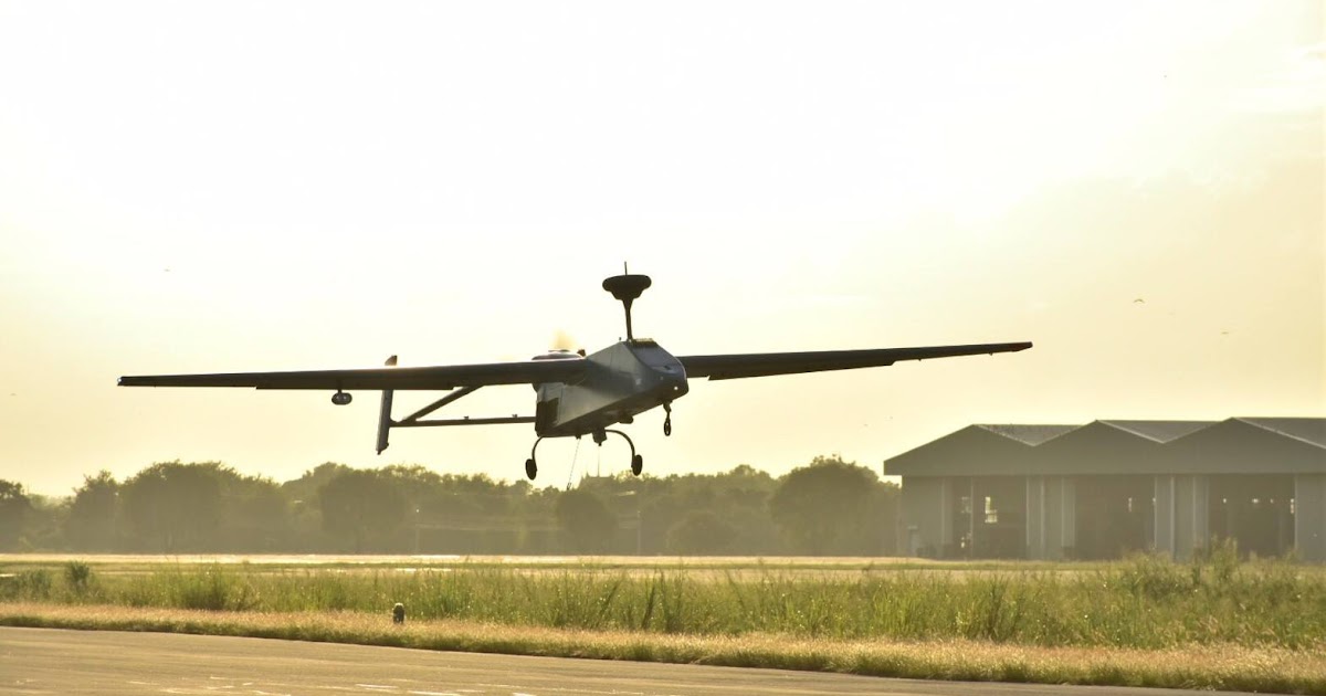 THAIDEFENSE-NEWS: Royal Thai Army : UAV - 21st Aviation Battalion