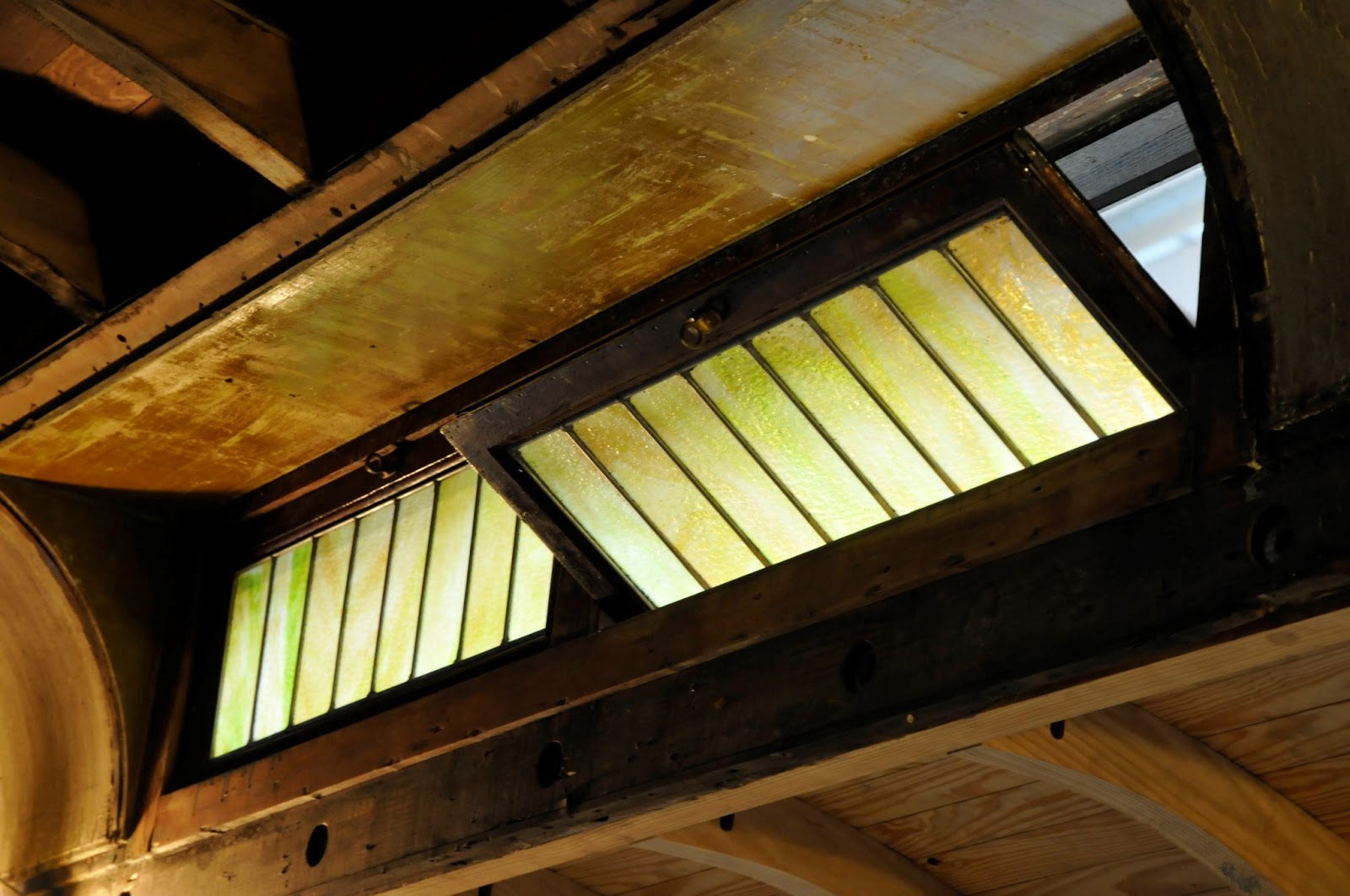 Northwest Railway Museum Blog: Coach 218 windows, part 2