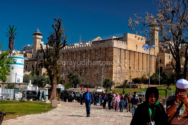 Night Sky: Masjid Ibrahim - Hebron