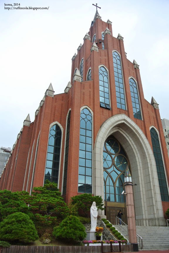 travel tales: South Korea: English Catholic Mass