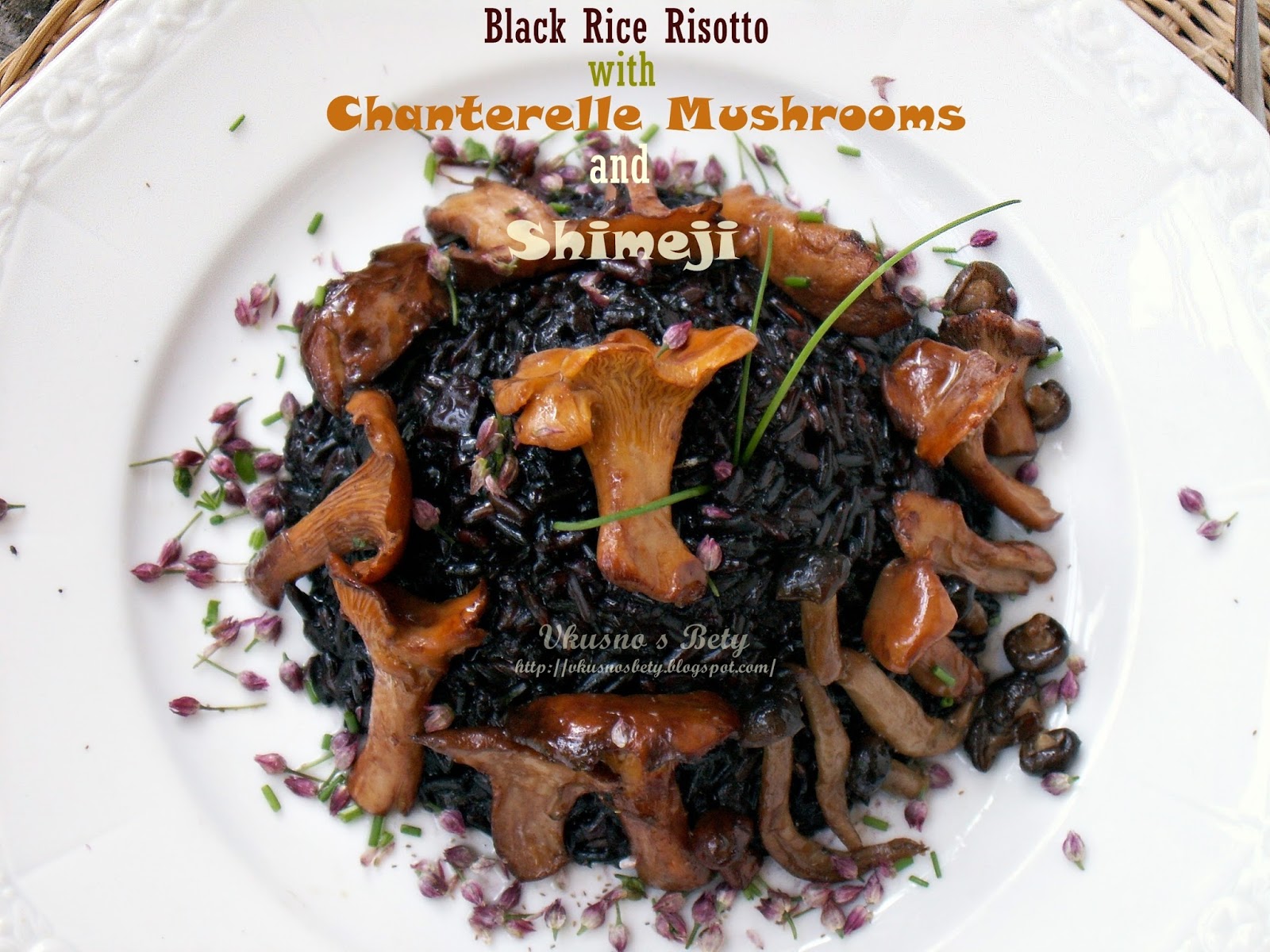 Ризото с императорски черен ориз, гъби пачи крак и шимеджи - Emperor's ...