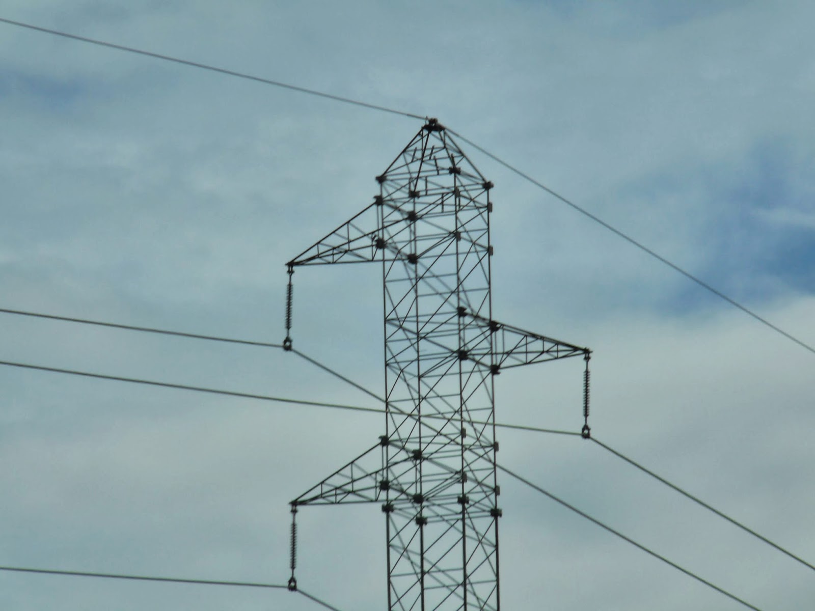 Our Pieces of World: T&D - Pylones