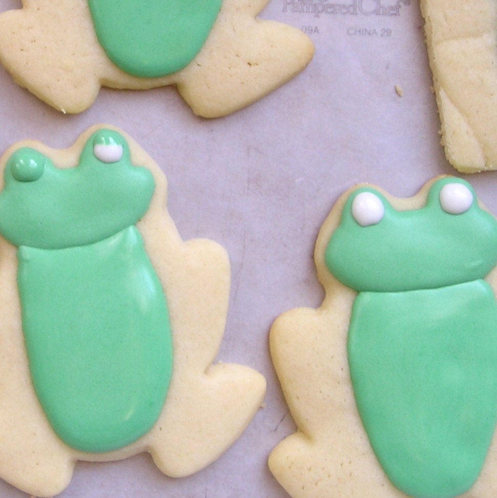 Here we have a winking frog. Ha! One eye is just green flood icing. The ...