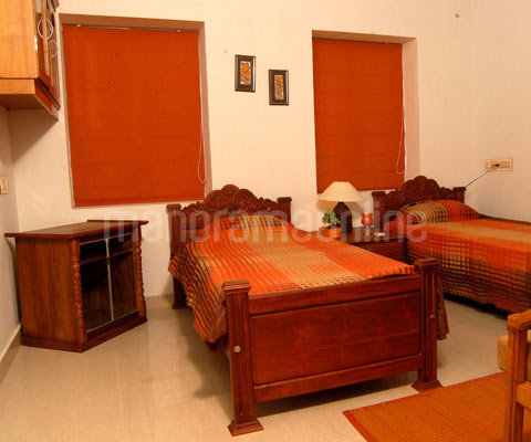 Latest Film News Online, Actress Photo Gallery: Dileep Home pictures ...