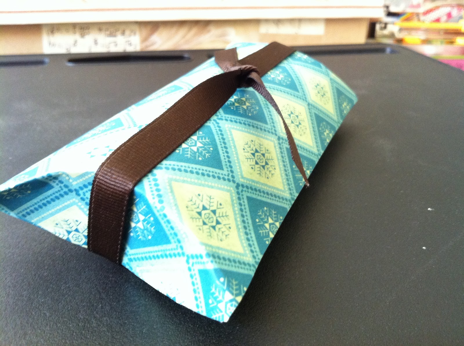 Made with ♥: Pillow boxes.