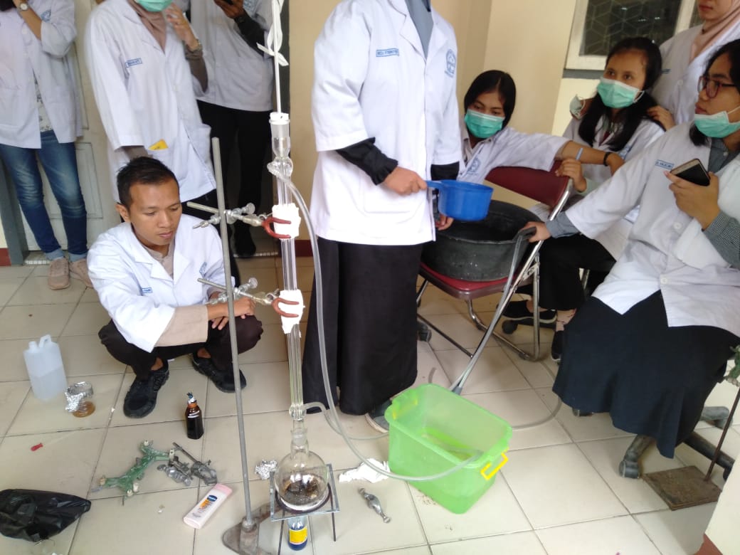 Monica Chitra Septiani Chemistry Education: LAPORAN PRAKTIKUM KIMIA ...