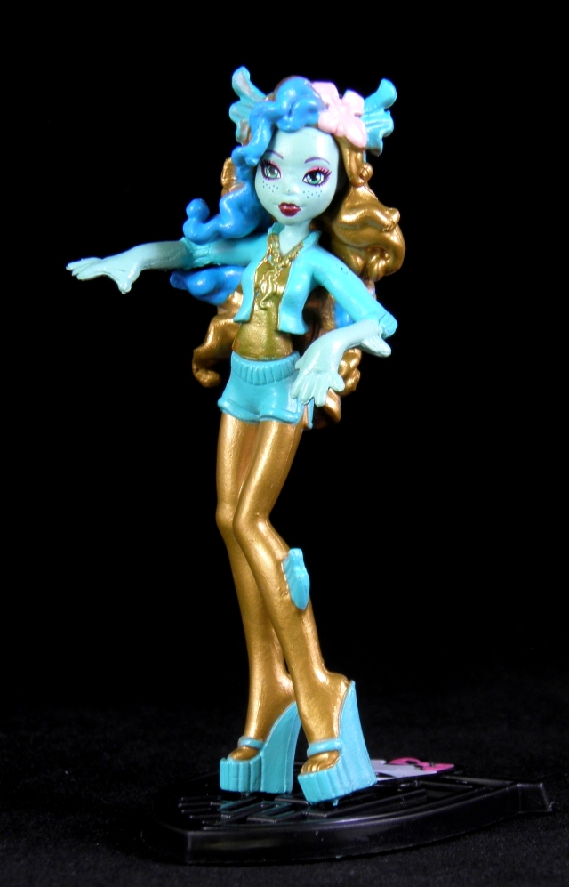 She's Fantastic: Target Exclusive MONSTER HIGH Figurines!