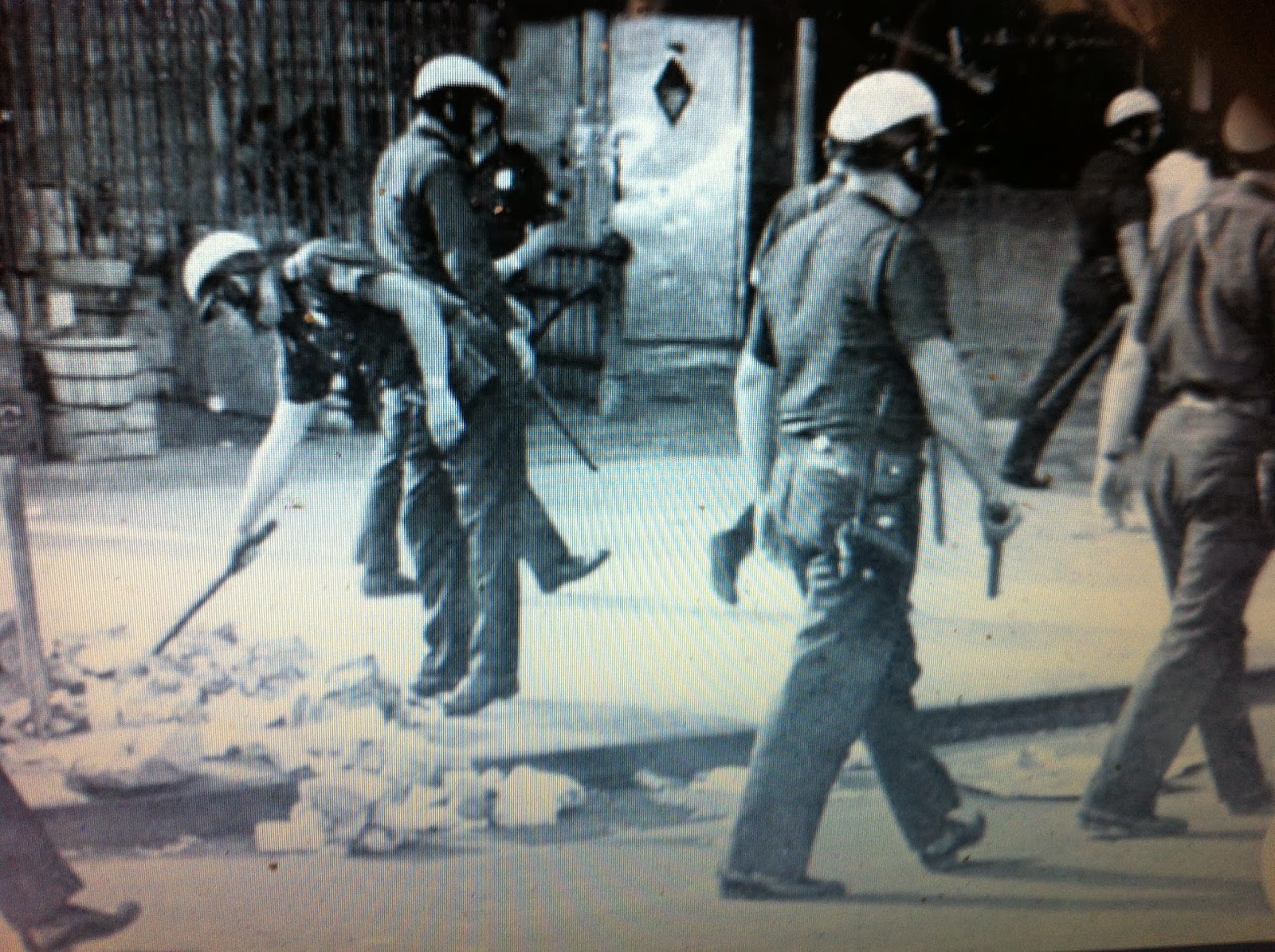 THE BLACK SOCIAL HISTORY:: BLACK SOCIAL HISTORY : THE HARLEM RIOTS OF ...