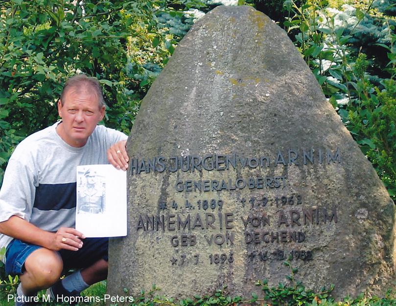 NAZI JERMAN: Generaloberst Hans-Jürgen von Arnim (1889-1962), Panglima ...