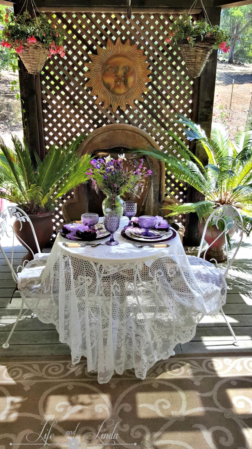 Lunch Outdoors With Purple | Life and Linda