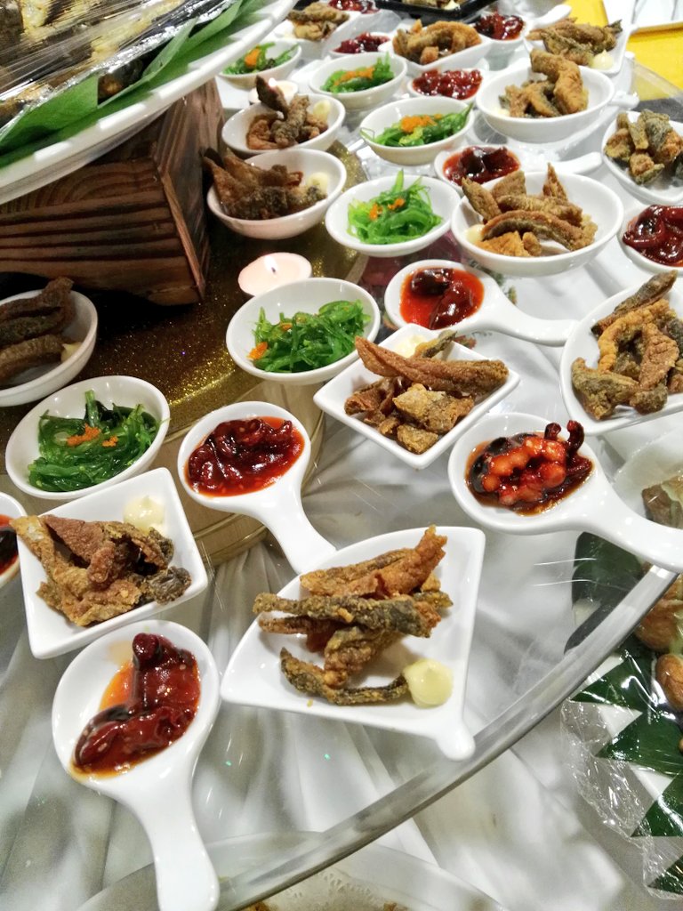 Sungkai Buffets In Brunei - Freshco Mega Buffet