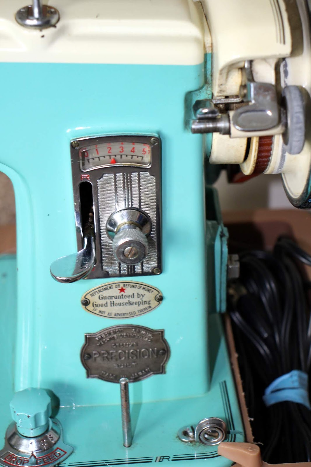 Small Stuff, a Sewing Machine, and Yardage - Stories from the Sewing Room