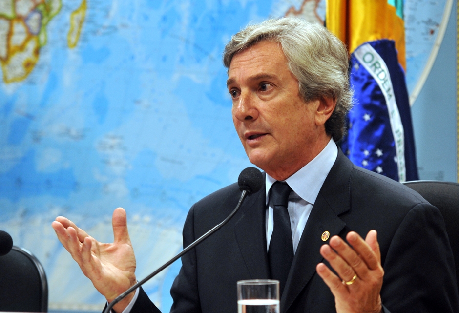 RIOVERDEMS: Collor anuncia que é pré-candidato à Presidência da ...