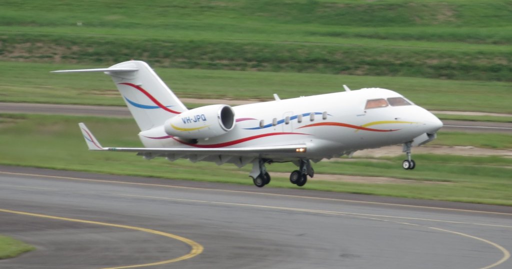 Far North Queensland Skies: Challenger CL600 VH-JPQ