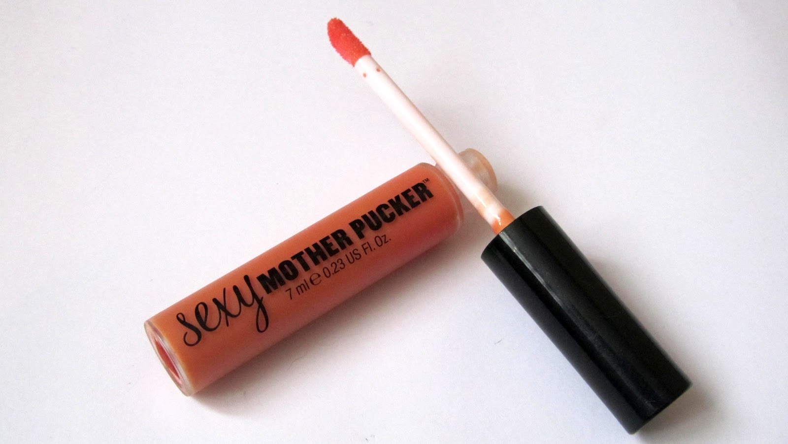 Ditzy Glamour: Sexy Mother Pucker Review