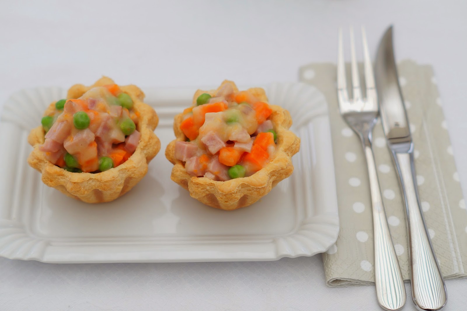 Coco & Co: Mormor-mad: Tarteletter med skinke og grønt