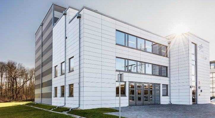 The First Powerful and Artificial Sun launched by German Scientists At ...