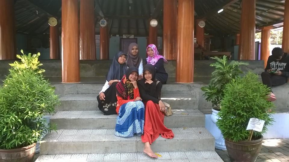 kebersamaan muda mudi jatiwayang: video muda-mudi