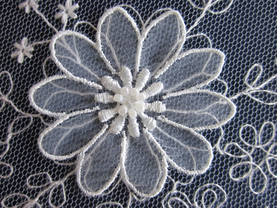 Lyn's Needlecase: Embroidered Wedding Veil