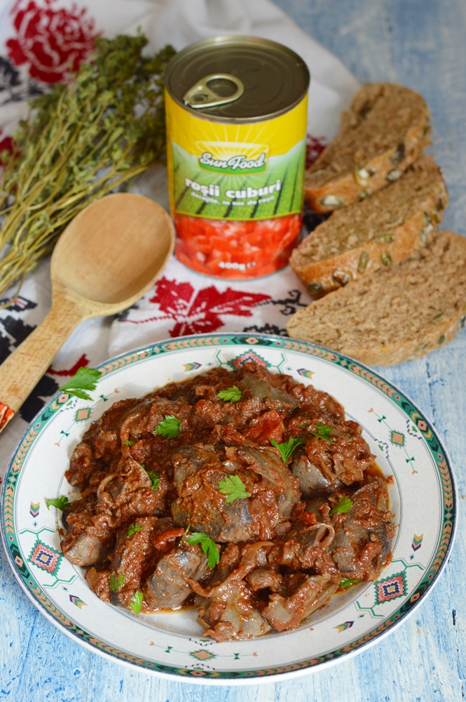 Ficatei de pui in sos de ceapa - CAIETUL CU RETETE