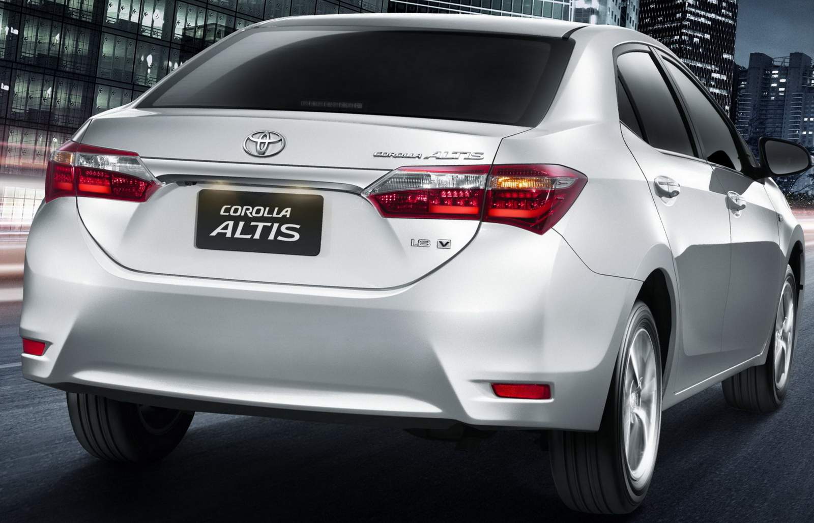 Novo Corolla 2015: preços começam em ~ R$ 70 mil reais