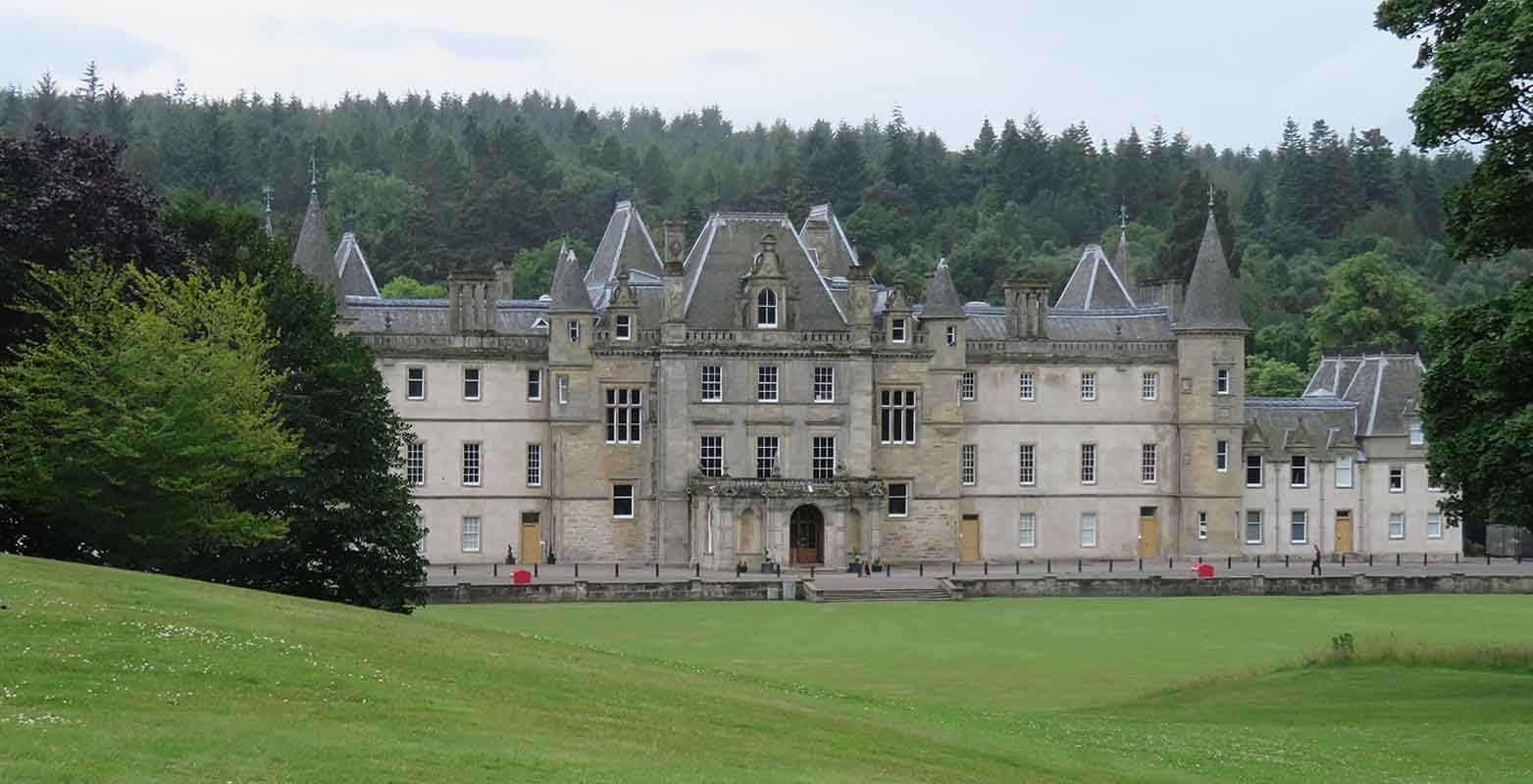 Alex and Bob`s Blue Sky Scotland: Callendar Park and House. Hallglen ...