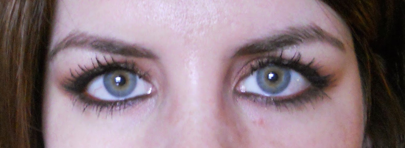 Beauty and Meaning: All About The Eyes: How to Do a Smokey Copper Eye Look