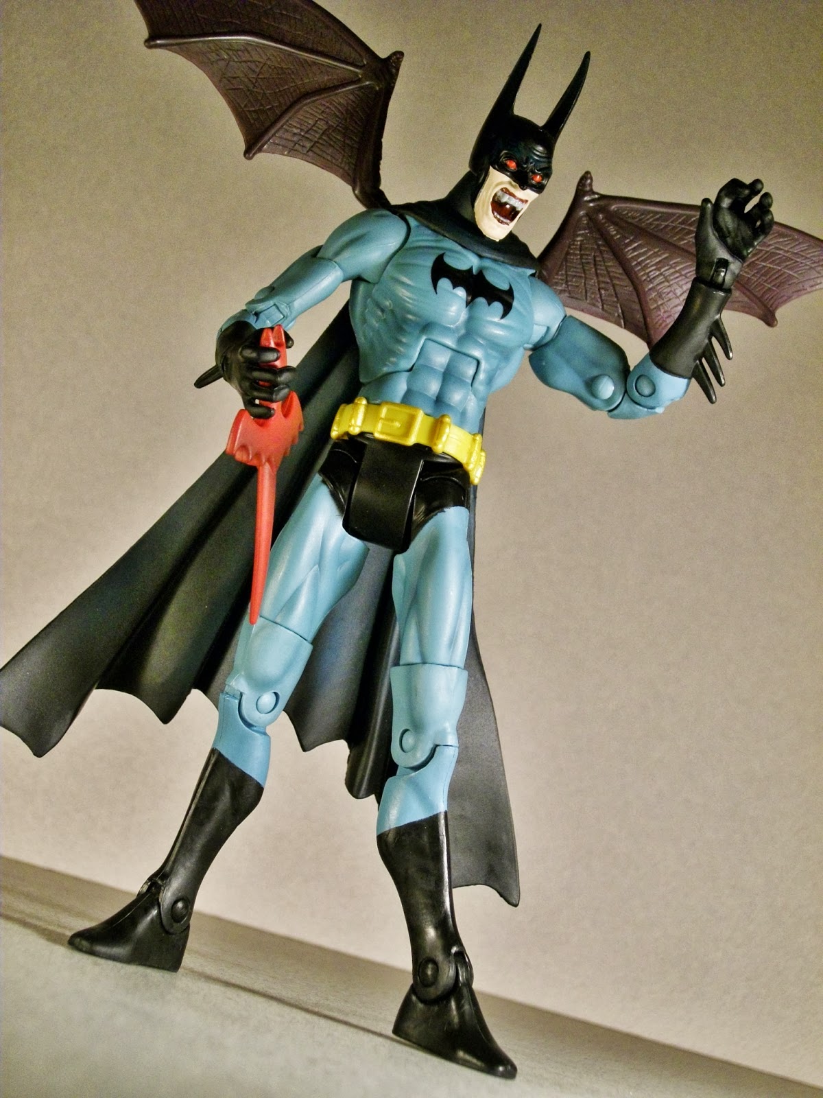 Super-DuperToyBox: Batman Unlimited Vampire & Beware the Batman