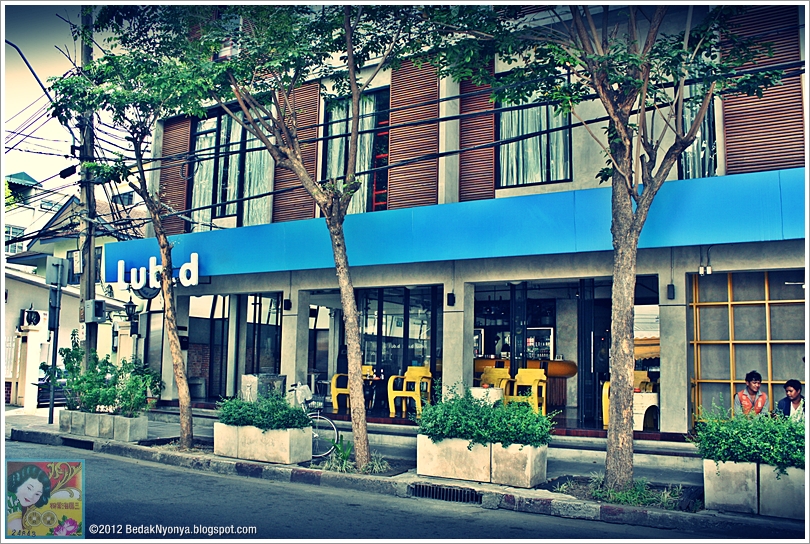 Bangkok Trip Part 1 ~ @omaralattas