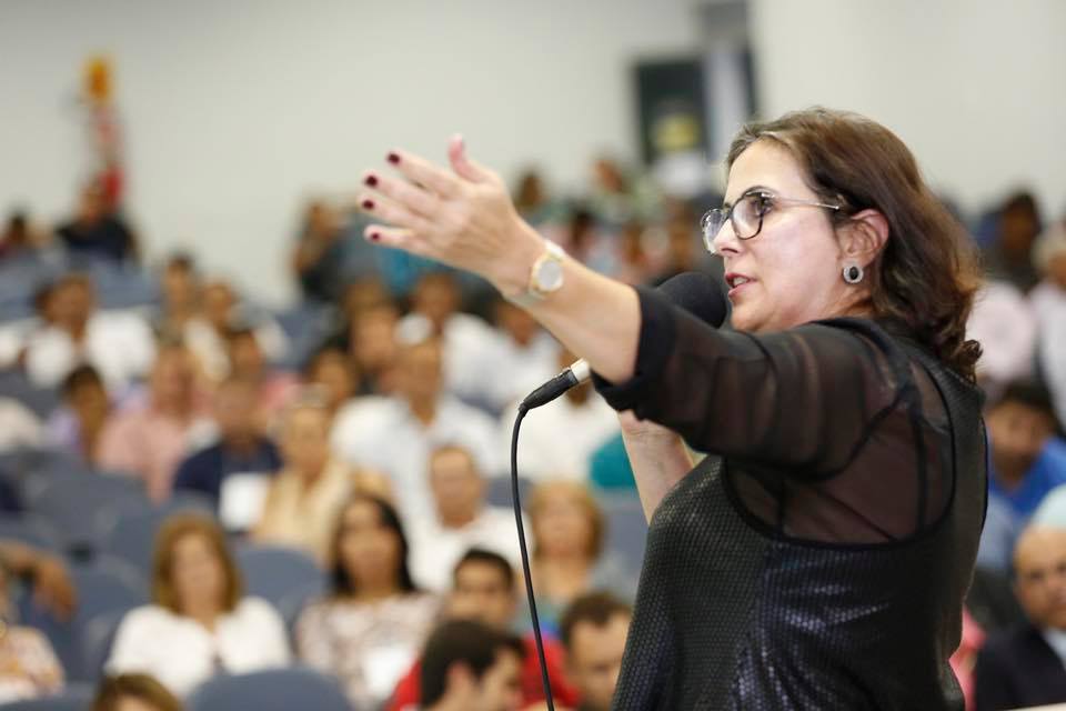 Deborah Andrade: TRAJETÓRIA EM IMAGENS