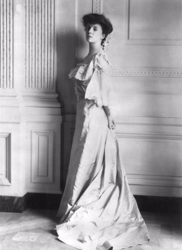 24 Beautiful Vintage Portrait Photos of a Young Alice Roosevelt ...