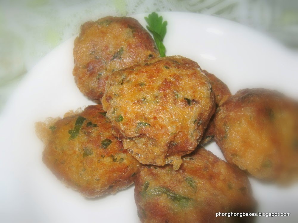 PH the Malaysian Carnivore: Bergedil (Potato and Meat Patties)