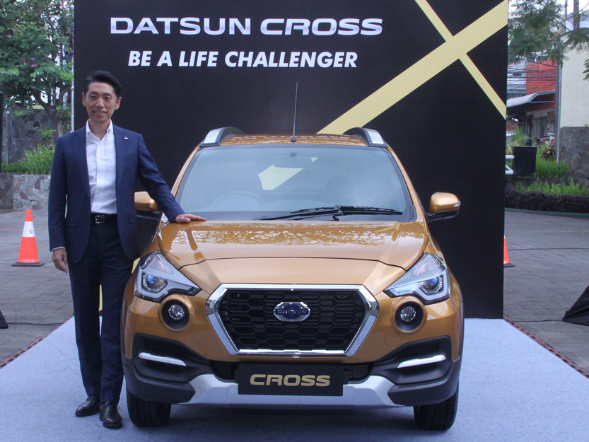 Datsun CROSS Hadirkan Fitur Teknologi dan Keselamatan Canggih