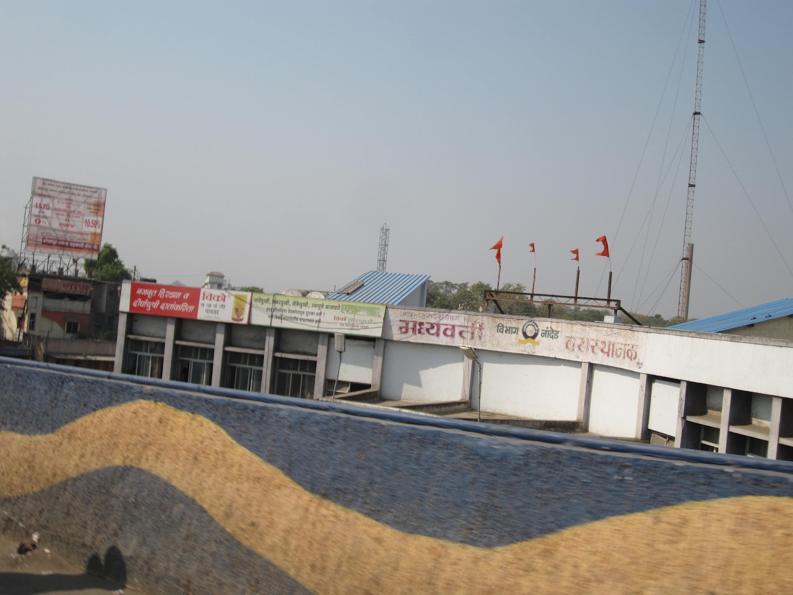 TS AP & SRTC BUS FANS: BUS Stands ...