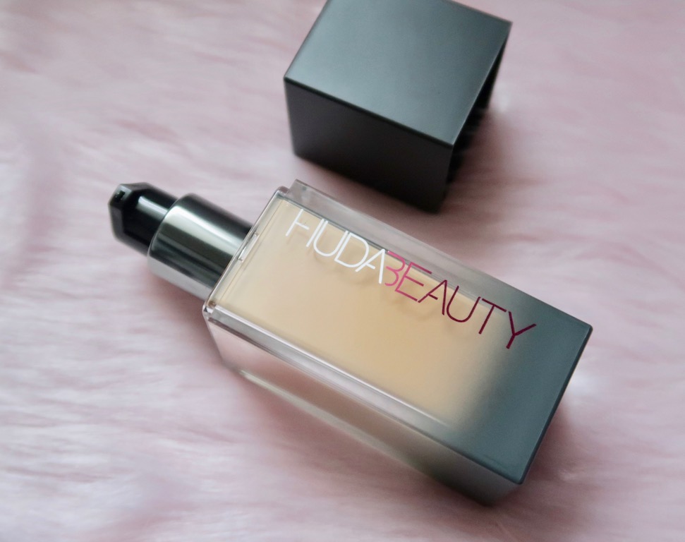 Huda Beauty Faux Filter Foundation in Macchiato Review: Insane coverage ...