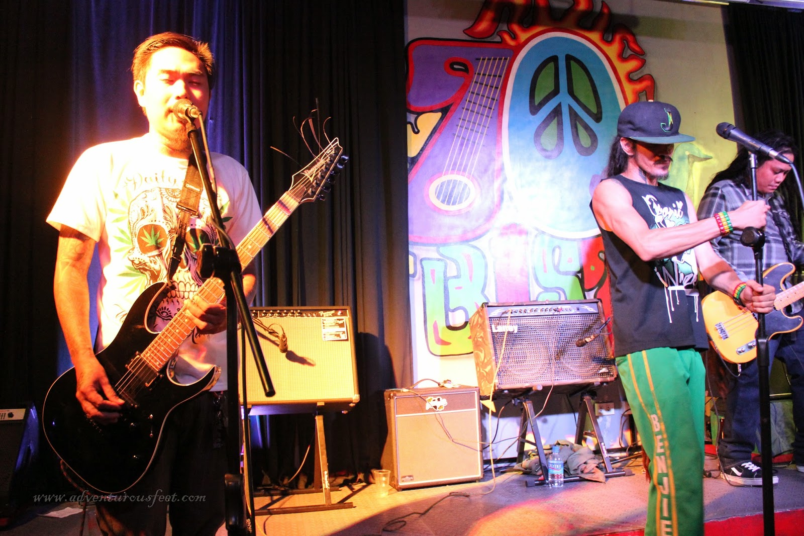 Adventurous Feet: 70's Bistro: Coffee Break Island | The Chongkeys ...