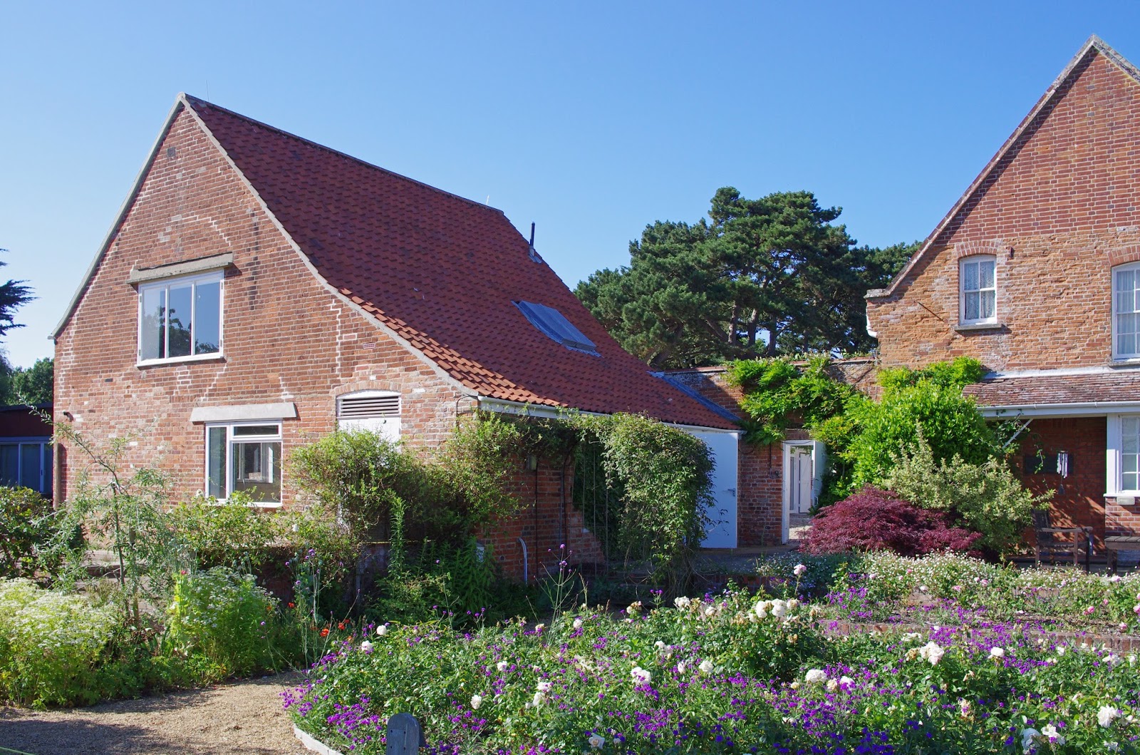 Essays and Diversions: Great Britten