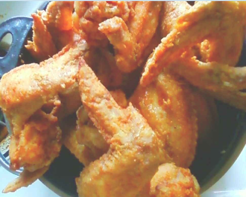 Cooking With Sugar: Irresistible Fried Chicken Wings
