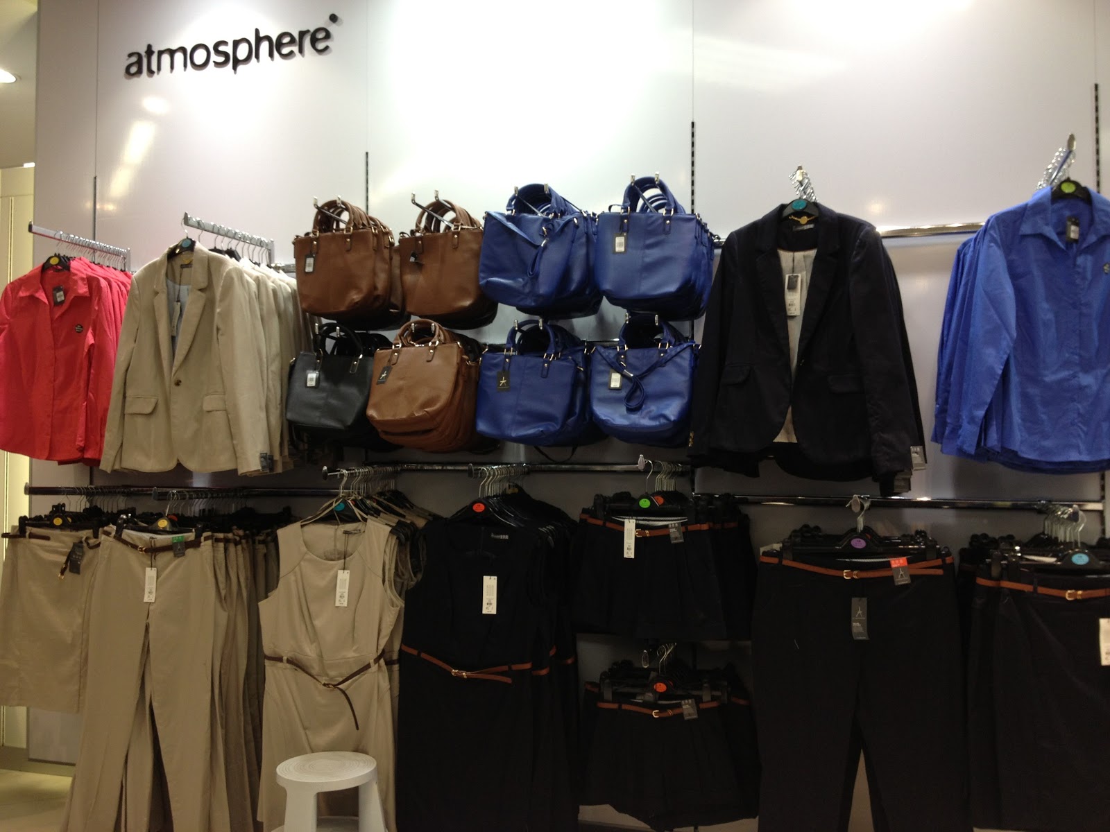 Trends Hashtags: 3,2,1... ¡Escaparates y paredes de Nueva Temporada a ...