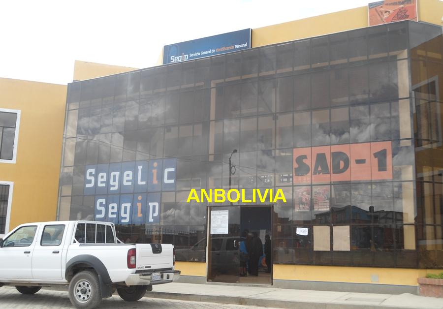 @ANBOLIVIA: LA SUBALCALDIA DEL DISTRITO 1 PAVIMENTARÁ LA AVENIDA CÍVICA