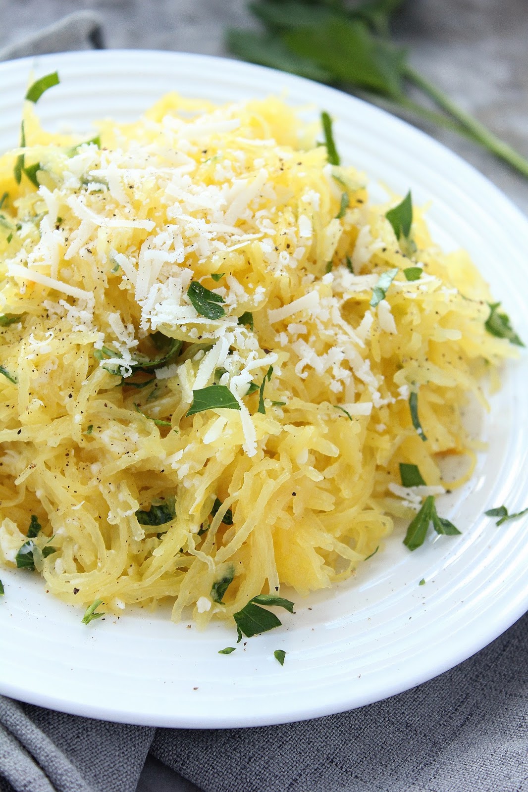 Garlic Parmesan Spaghetti Squash