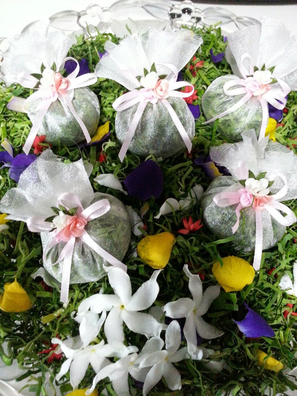 Gubahan Hantaran di Singapura: Rampaian Istimewa Si Bunga Rampai