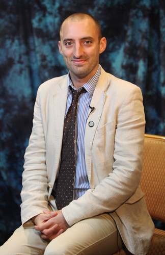 STARS POSE FOR BROADWAY WORLD PHOTOS