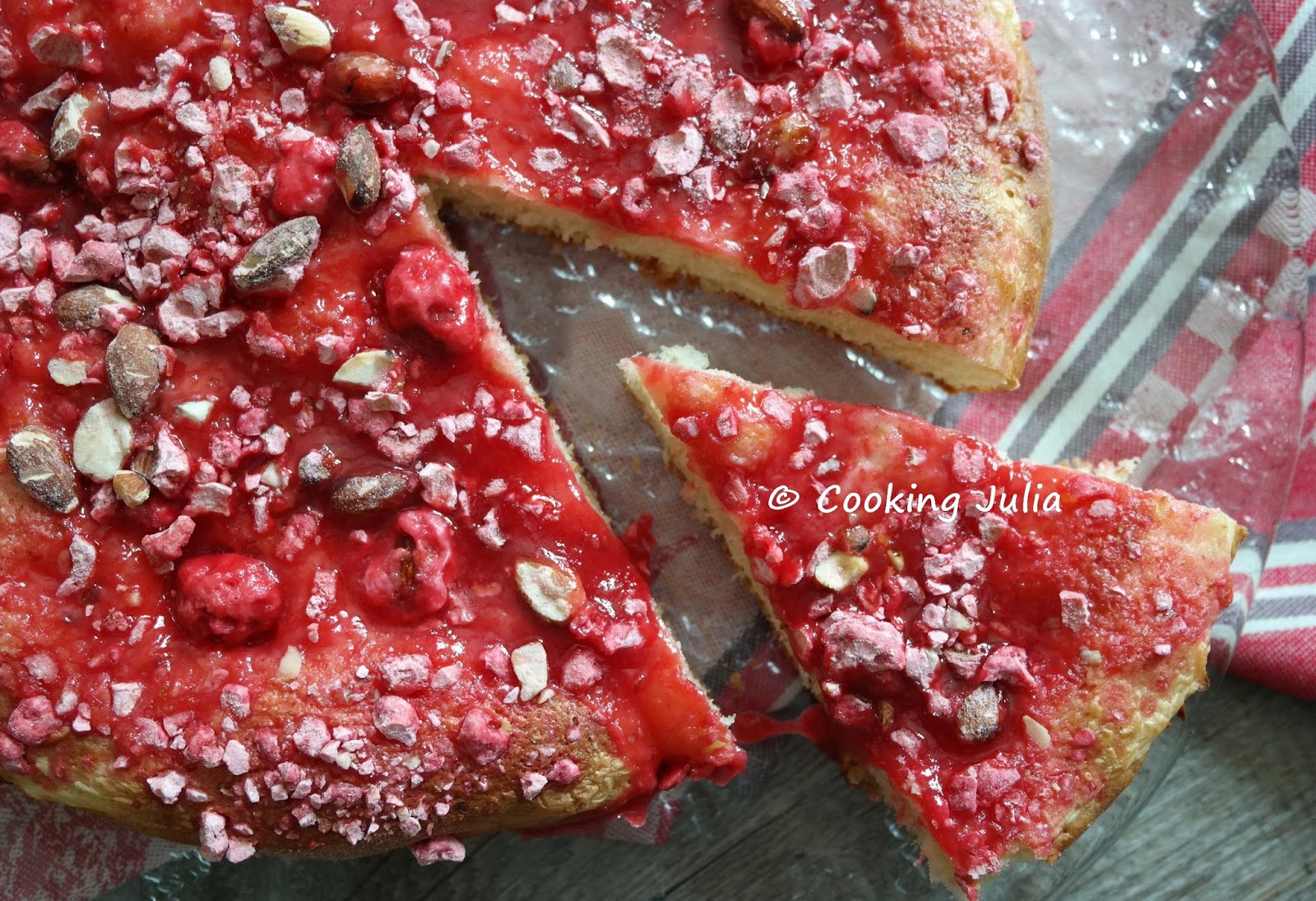COOKING JULIA : TARTE BRIOCHÉE AUX PRALINES ROSES (OCTOBRE ROSE)