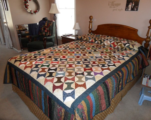 Keeping You in Stitches: {Post 1,156} Spool Quilt Fin-Fin-Finished!