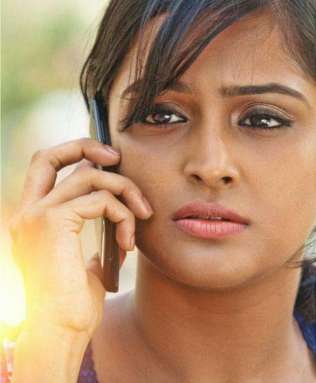 Arikil Oral Malayalam Movie Stills | Hotstillsupdates- Exclusive Stills ...