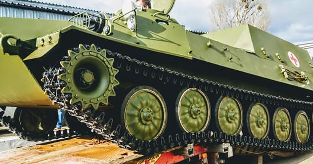 Україна купила болгарські МТ-ЛБ для обладнання у медичні