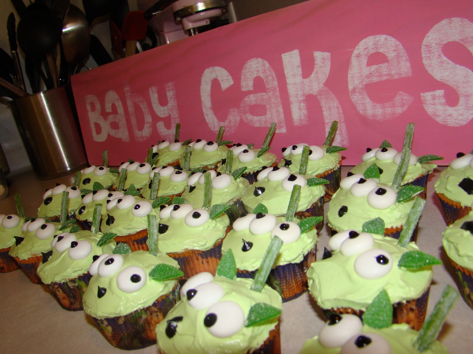 Baby Cakes: Toy story alien cupcakes